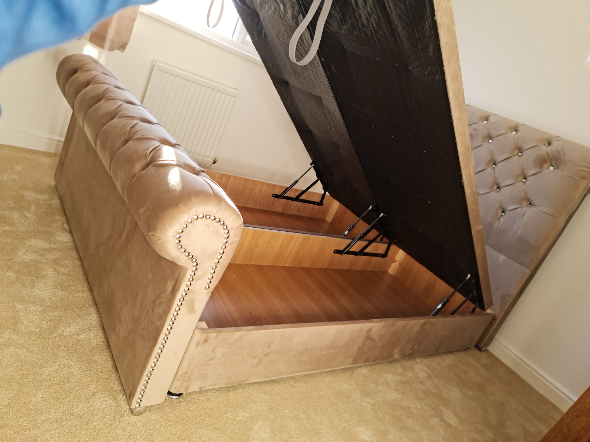 Sandringham - Ottoman Divan Bed with Footboard - The Bed Village Yorkshire